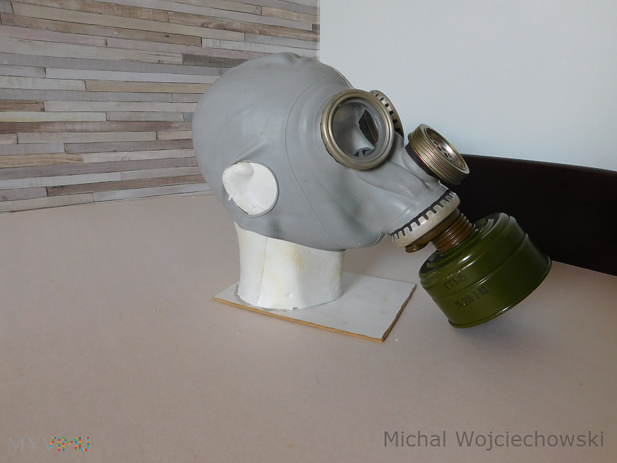 Maska SzM-66Mu (GP-5M) w Muzeum ochrony przeciwchemicznej w MyViMu.com